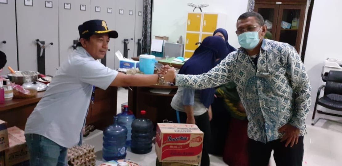 DJPU Peduli, Melalui Bandara Lagaligo Kirim Bantuan Untuk Bandara Andi ...