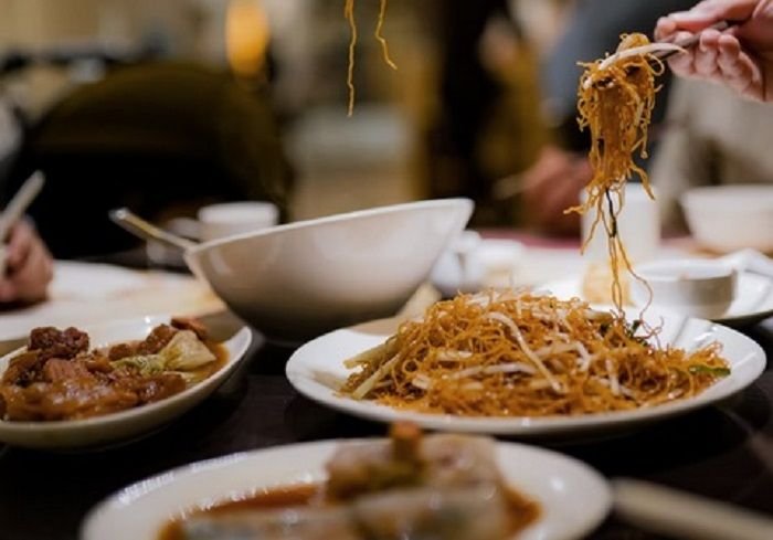 Siu Mie, Makanan Khas Imlek yang Melambangkan Panjang Umur - NUSANTARA INFO